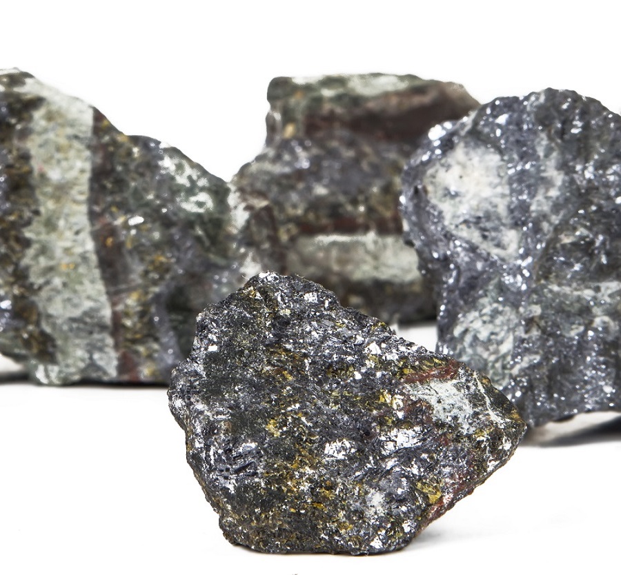 Why Silver is Manufacturers’ Material of Choice - Minerals Make Life